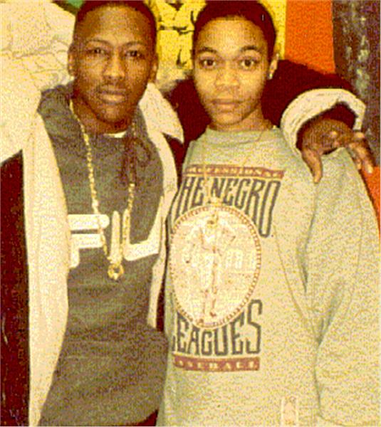 Keith Murray & Jennifer (House of Nubian Employee)